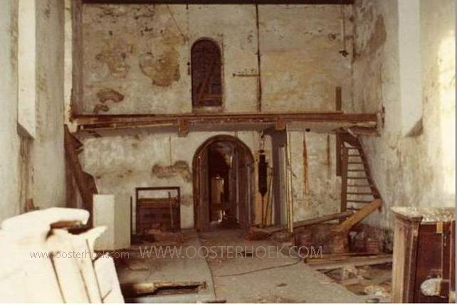 Kerk Heveskes Interieur
