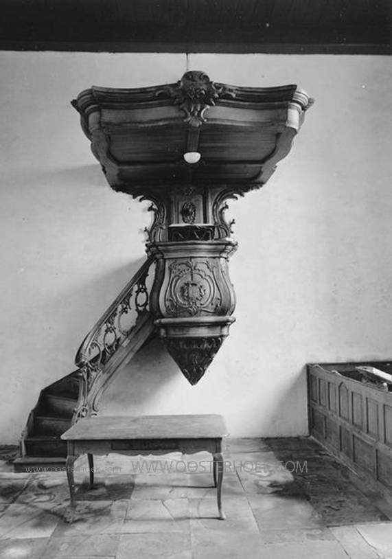 Kerk Heveskes Interieur